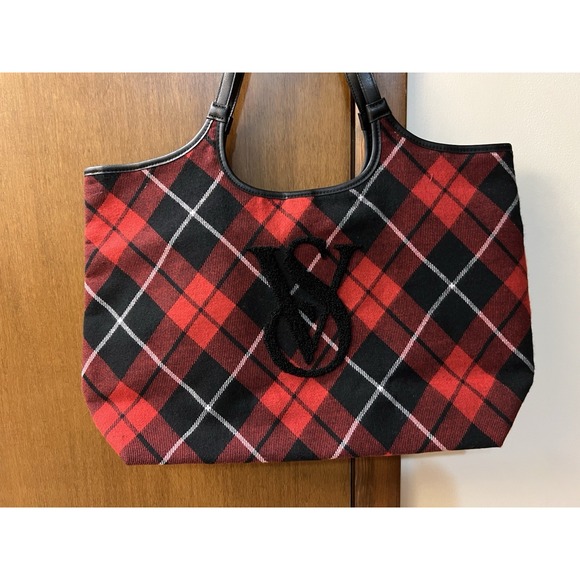 Victoria's Secret | Bags | Victorias Secret Red Plaid Tote Bag Argyle ...